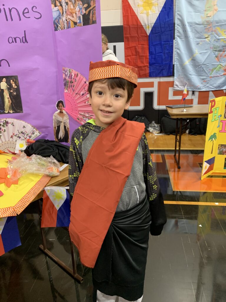 LHS F.O.L. Students Hold Annual Multicultural Fair – Lexington Public ...